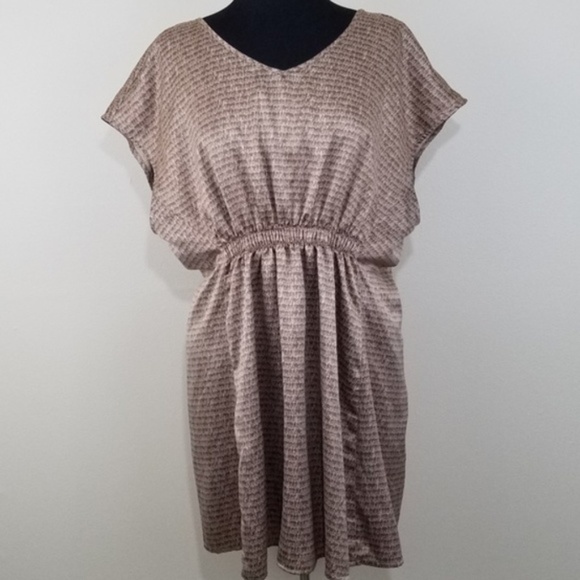 She Said | Dresses | She Said Cursive Print Dress Large Free With ...